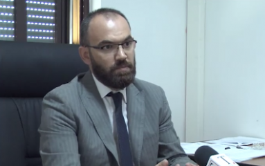 Pafrike.al - Performancë e dobët, tërmet në Dogana dhe Tatime...